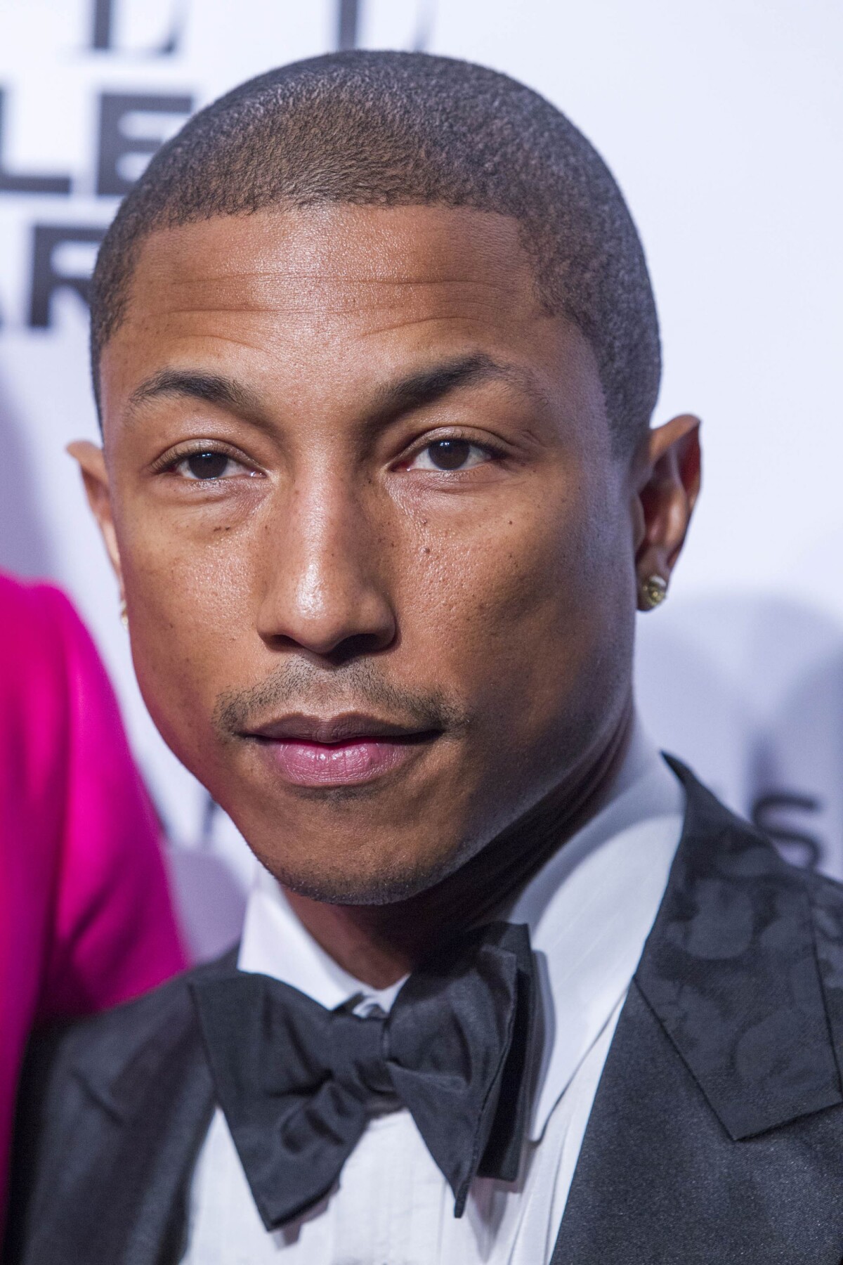 Photo : Pharrell Williams assiste aux ELLE Style Awards au One ...