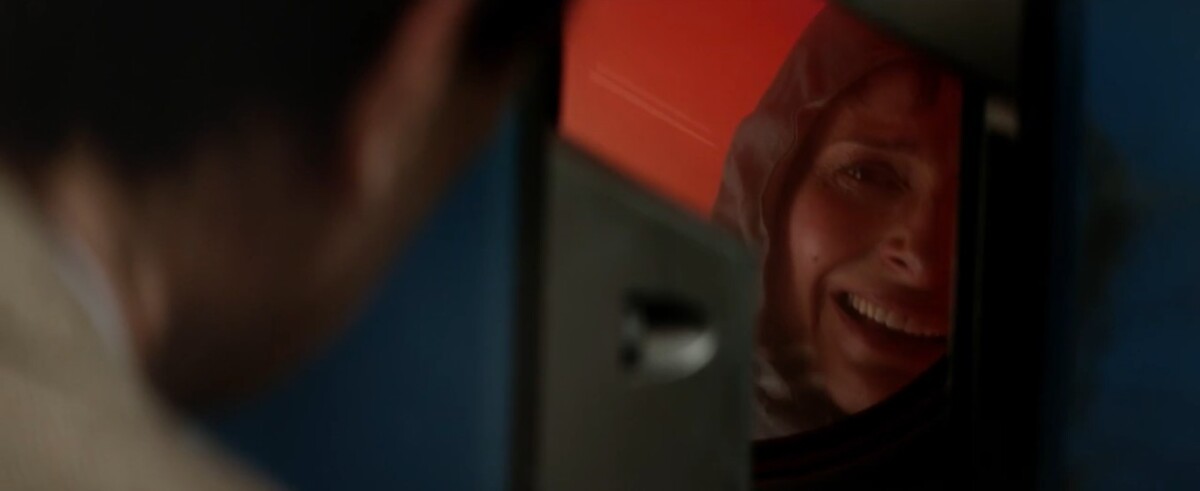 Photo : Juliette Binoche dans le film Godzilla. - Purepeople