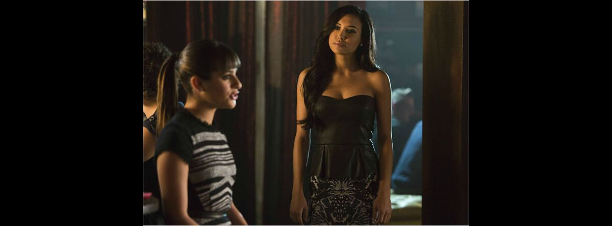 Photo : Naya Rivera et Lea Michele, sur le plateau de la série Glee, 2014. - Purepeople
