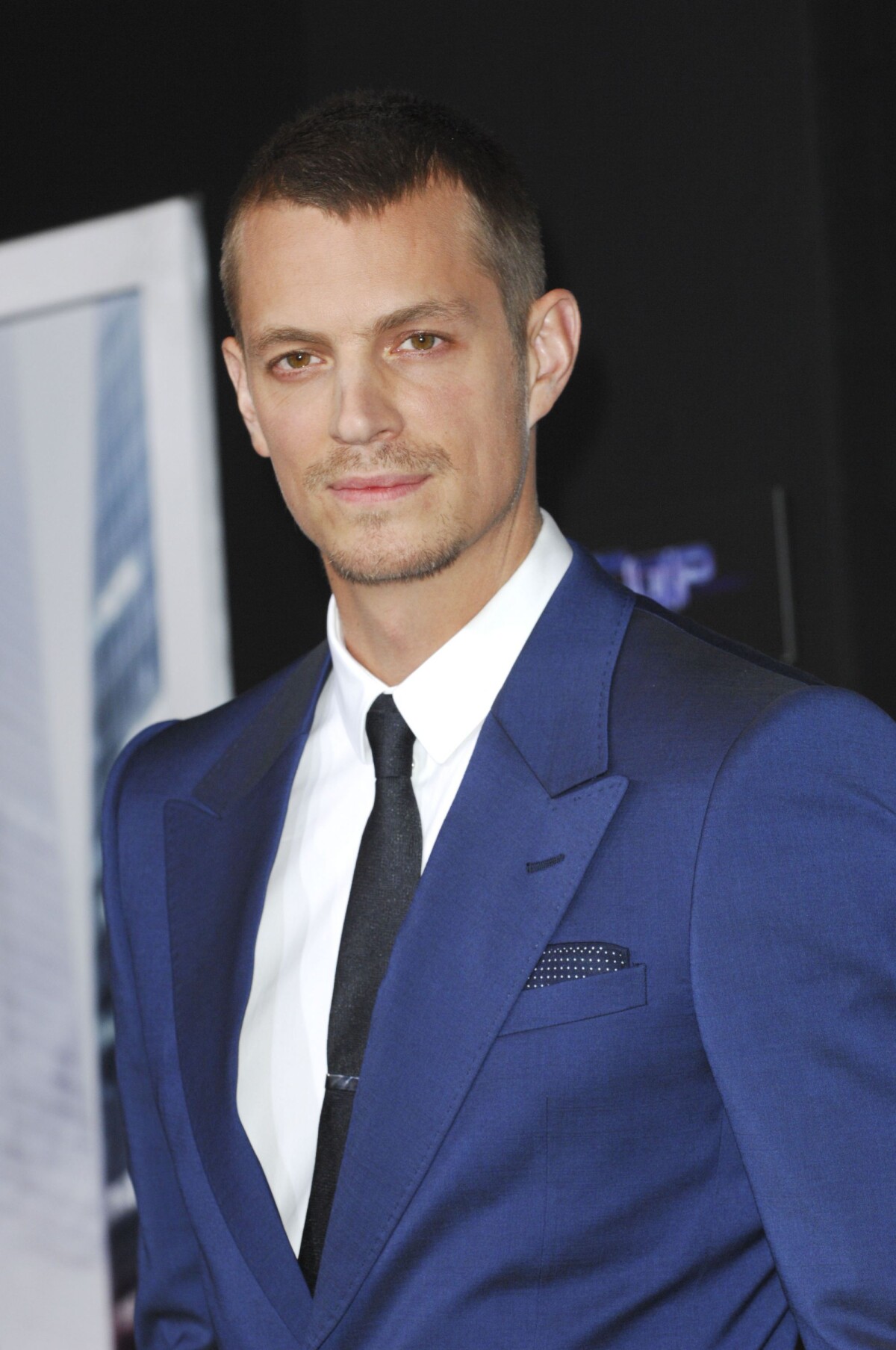 Joel Kinnaman Real Life: Joel Kinnaman Series – SKRW