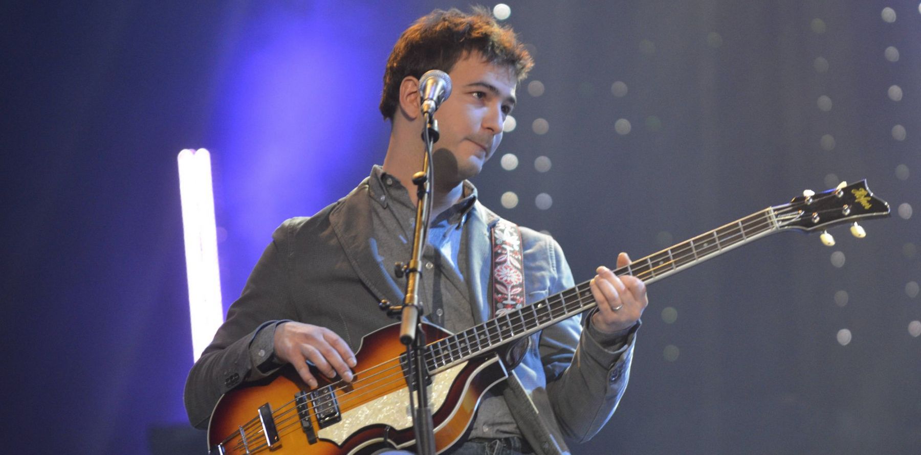 Renan Luce : Uni à une belle ''Bande'', pour un hommage à Renaud, son ...