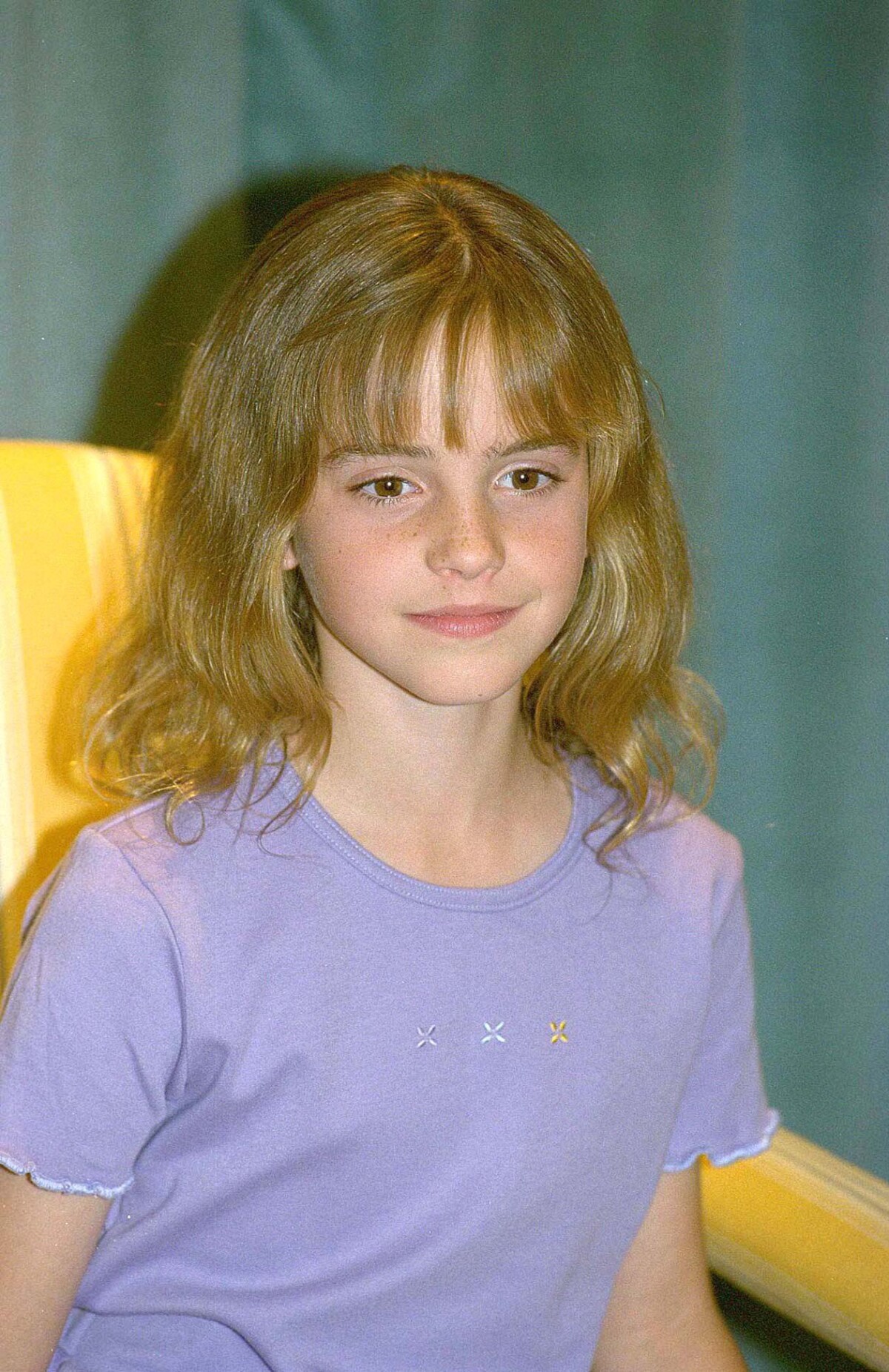 Photo : Emma Watson en 2000. - Purepeople
