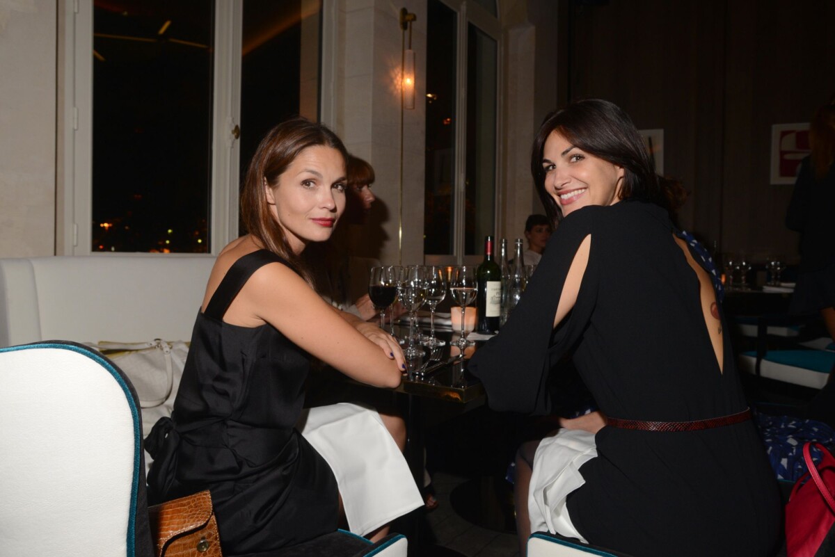 Photo : Helena Noguerra et Barbara Schulz lors de la soirée d'ouverture du Restaurant Victoria ...