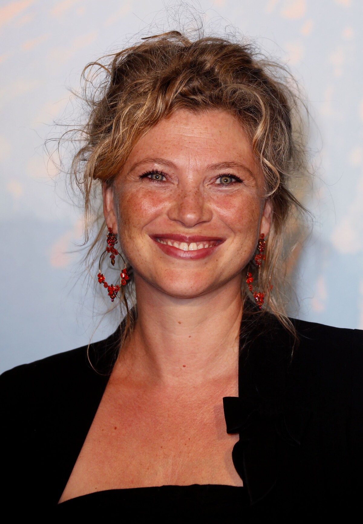Photo : Cecile Bois - Ouverture du 16e Festival de fiction TV de La ...