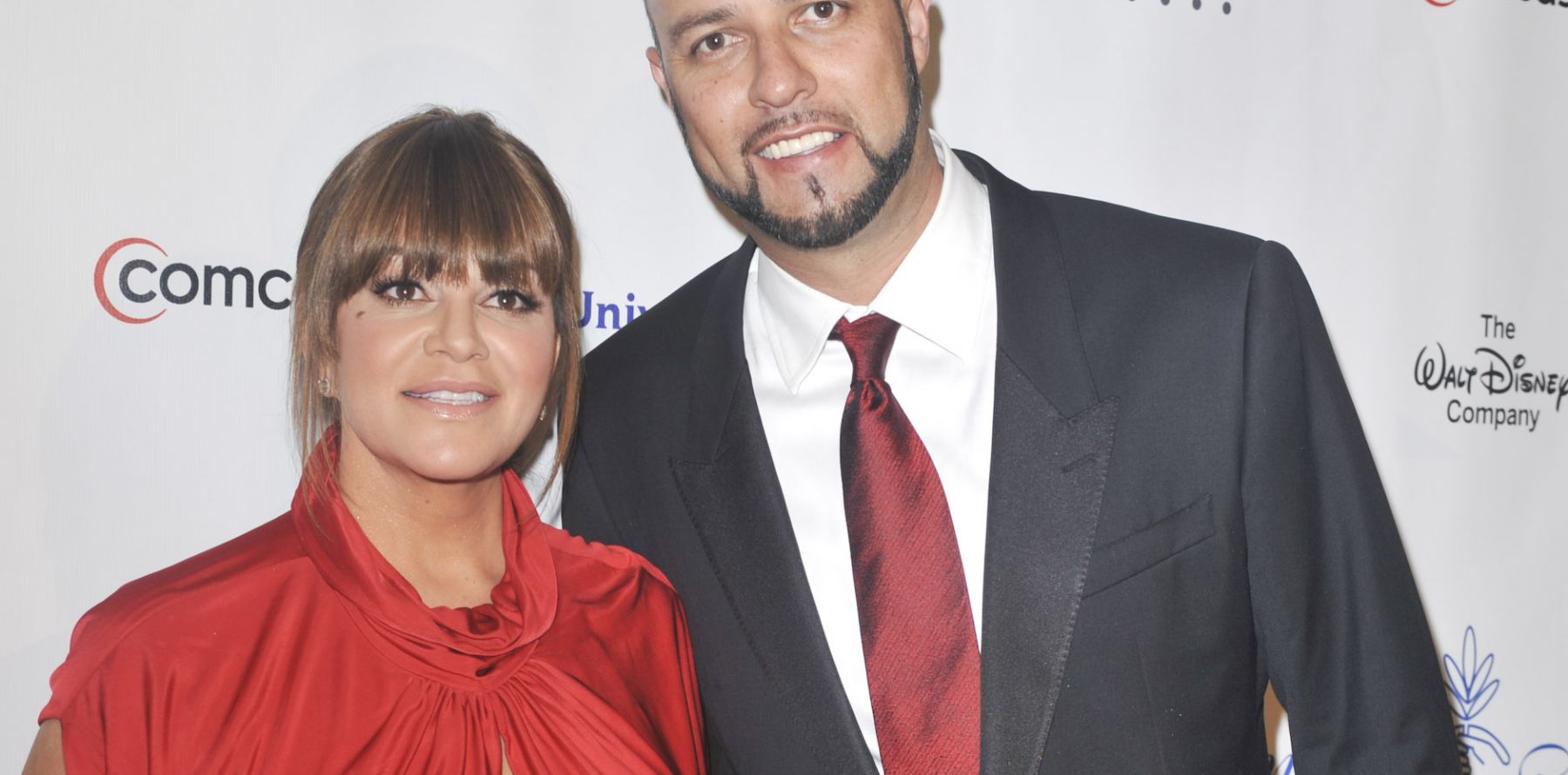 Jenni Rivera : Presque 3 ans après sa mort, son ''ex-mari'' réclame 35 ...