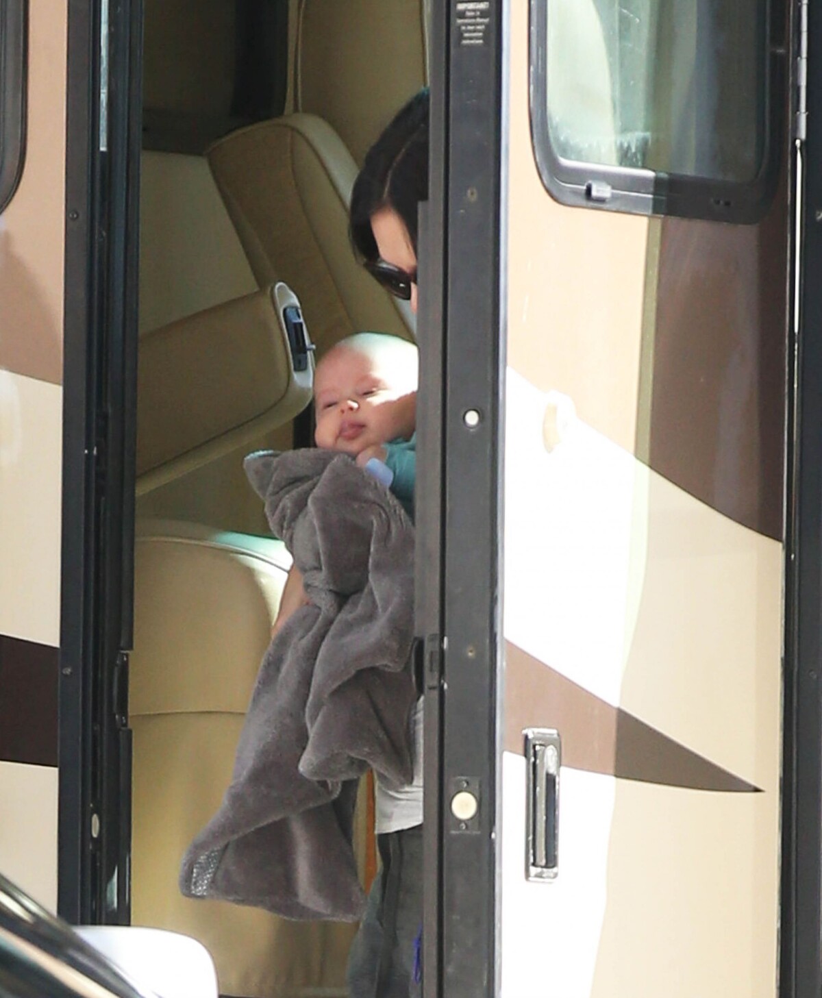 Photo : Semi Exclusif - Rachel Bilson, son compagnon Hayden Christensen ...