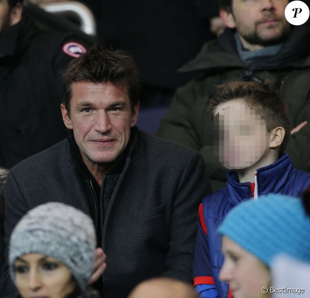 Benjamin Castaldi : Moment rare avec ses fils face à un PSG victorieux ...