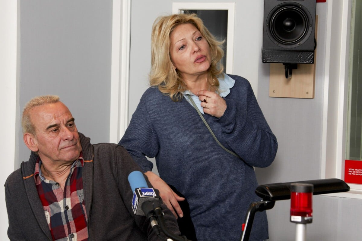 Photo : Michel Fugain et son épouse Sanda à l'émission "On repeint la ...