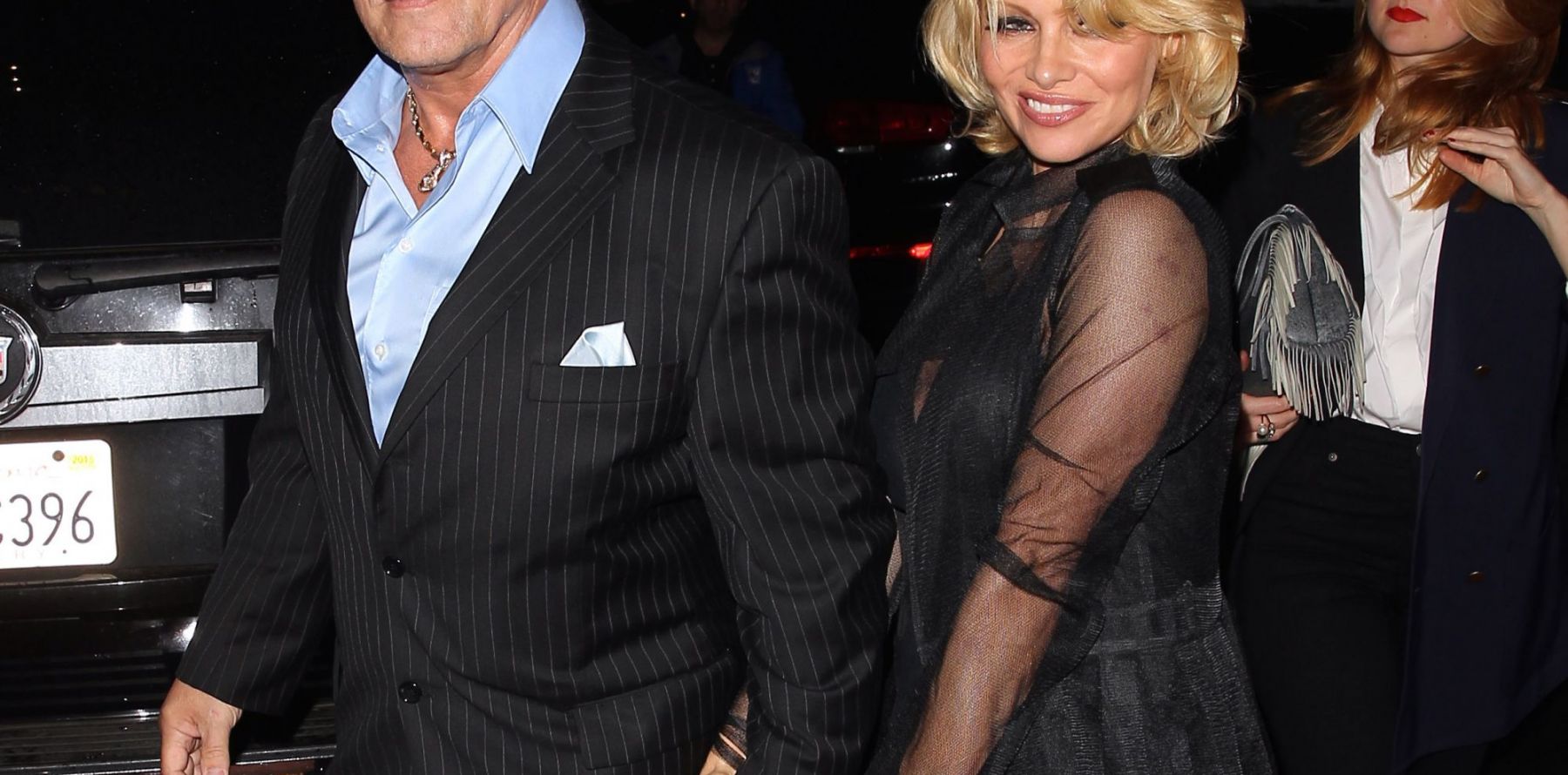 Pamela Anderson : Tout en élégance pour un dîner avec son ex, Chuck ...