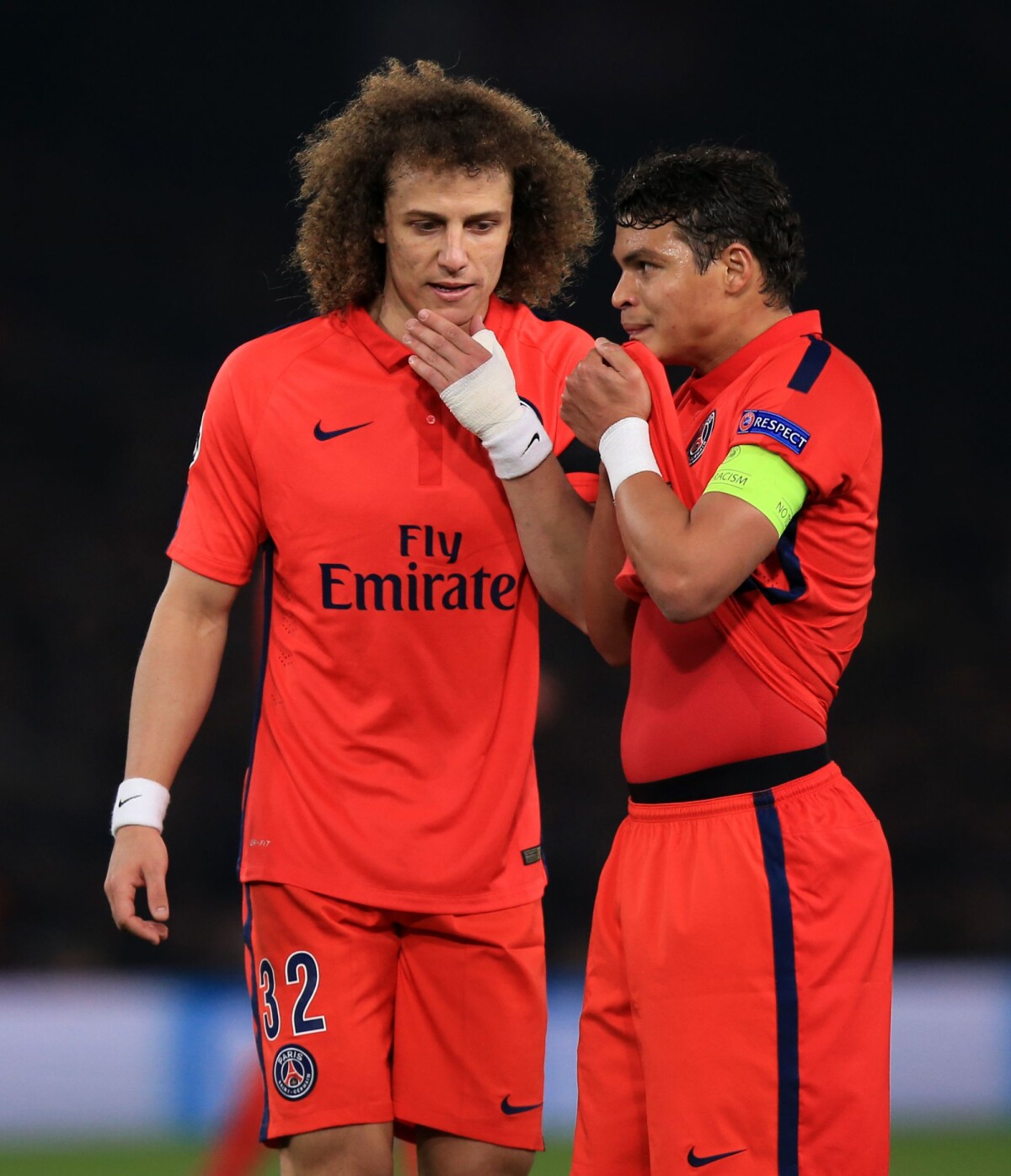 Photo : David Luiz et Thiago Silva à Londres, le 11 mars 2015. - Purepeople