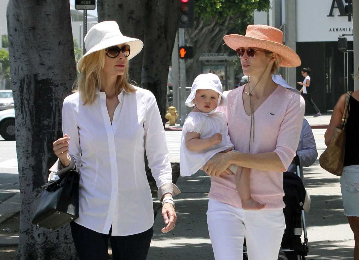 Photo : Kelly Rutherford avec sa fille Helena et sa soeur, dans les ...