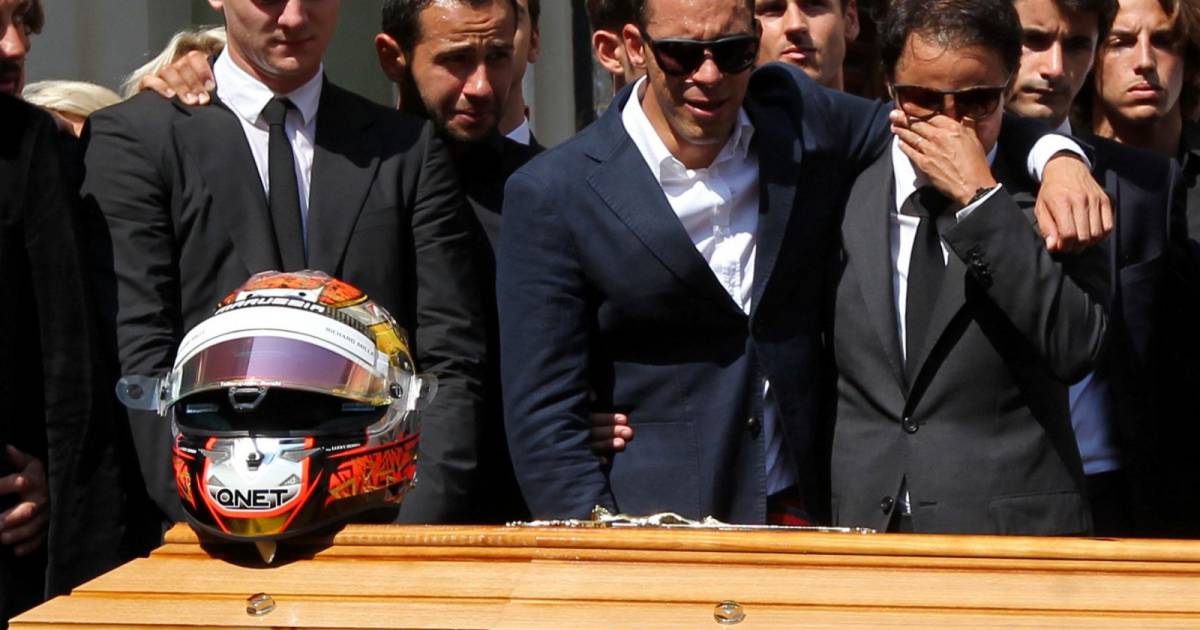 Pastor Maldonao et Felipe Massa lors des obsèques de Jules Bianchi en ...