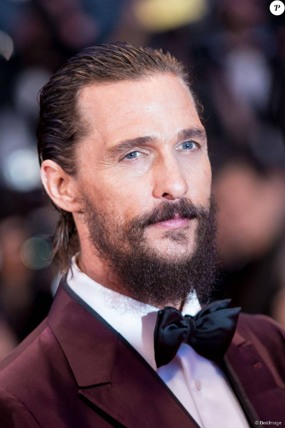 Matthew McConaughey - Montée des marches du film The Sea of Trees (La ...