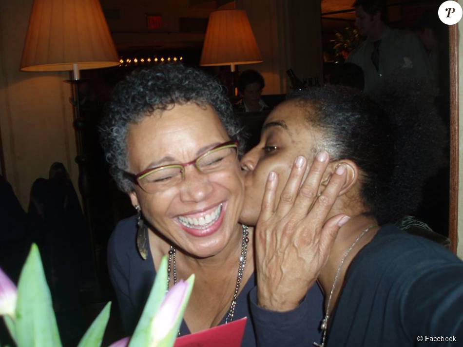 E'Dena Hines, la petite-fille de Morgan Freeman a posté une photo d ...