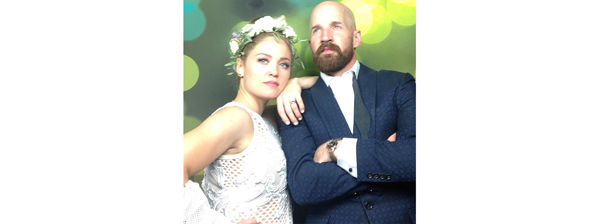 Photo : Cole Maness et Erika Christensen se sont mariés en septembre ...