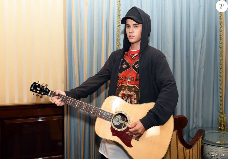 Exclusive - Canadian singer Justin Bieber poses during a press event at ...