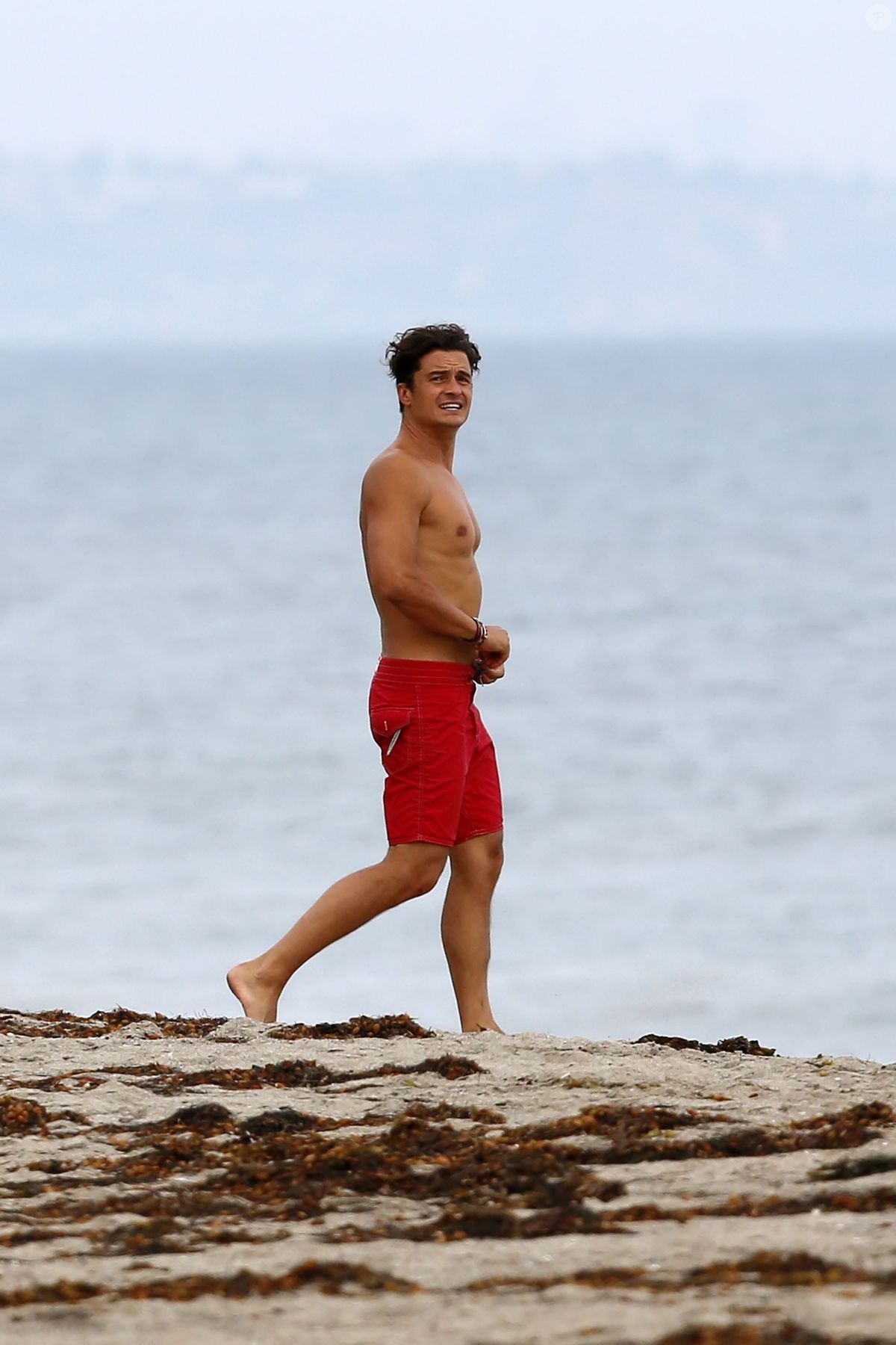 Photo : Exclusif - Orlando Bloom emmène son fils Flynn à la plage à ...