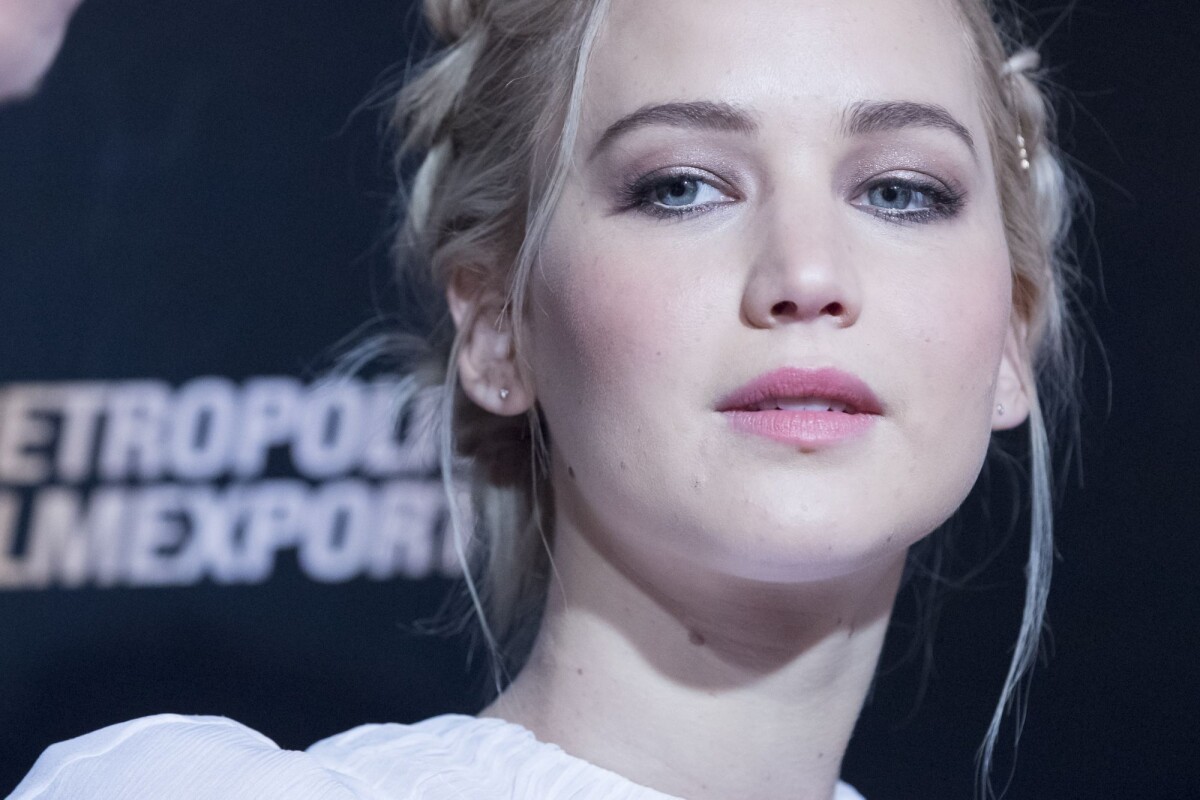 Photo : Jennifer Lawrence au Grand Rex à Paris, le 9 novembre 2015 ...