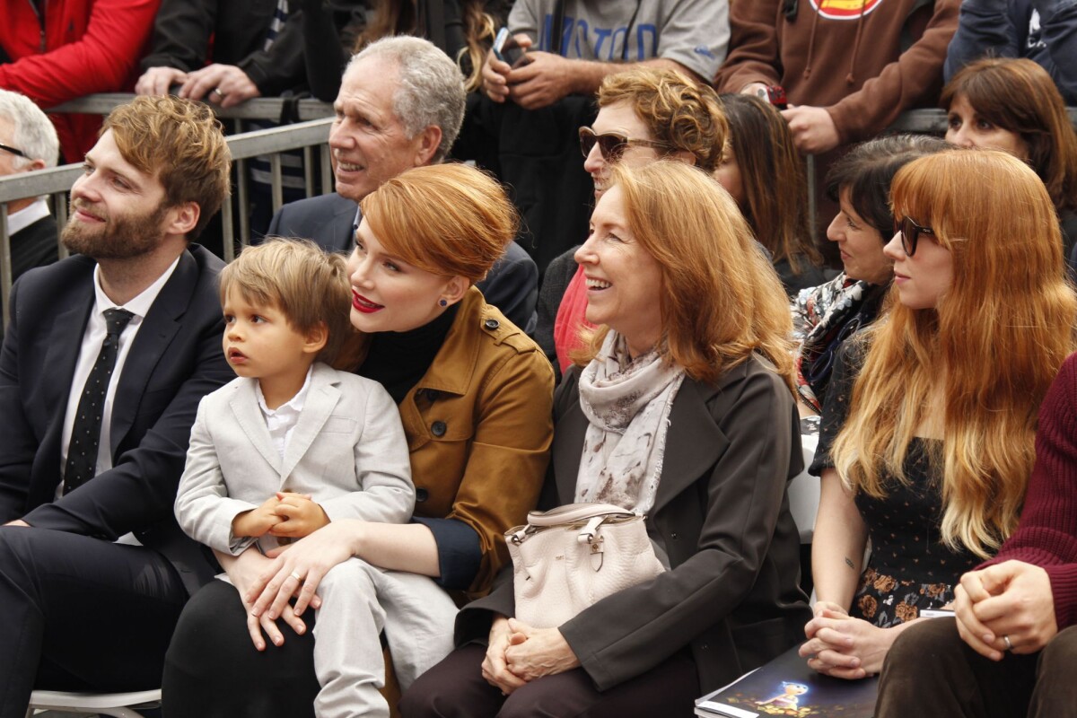 Photo : Seth Gabel, Bryce Dallas Howard, Cheryl Howard - Ron Howard ...