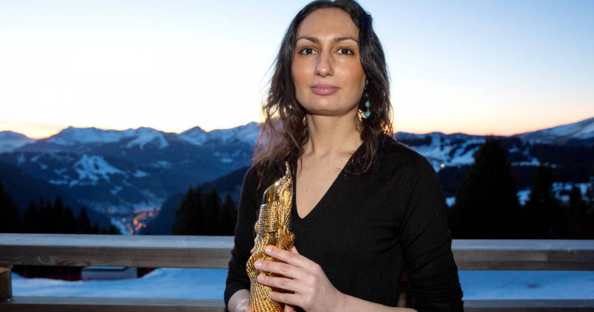 Exclusif - Farah Atassi lors des Trophées des Femmes en Or 2015 à ...