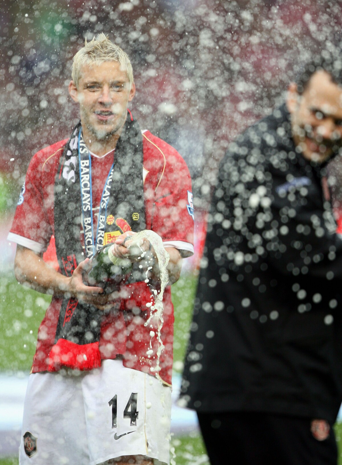 Photo : Alan Smith célèbre le titre de champion d'Angleterre de ...
