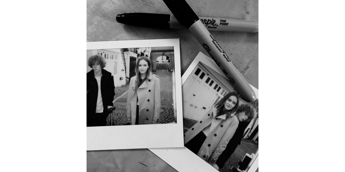 Photo : Les mannequins Ben Rees et Eliza Thomas - Shooting de la ...