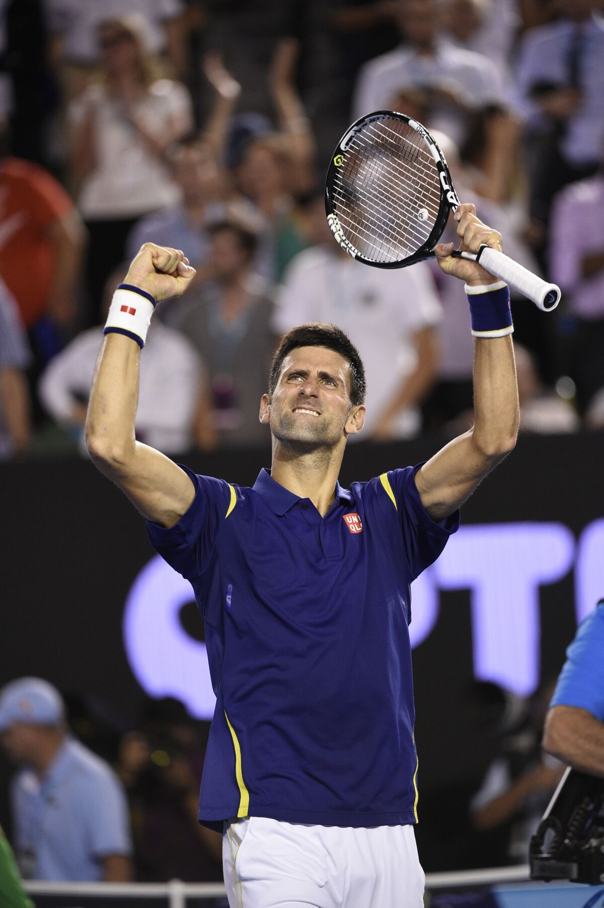 Photo : Novak Djokovic lors de sa demi-finale de l'Open d'Australie à ...