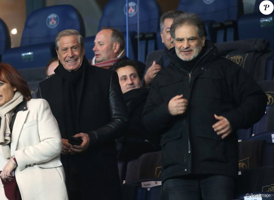 Jean-Claude Darmon et Raphaël Mezrahi lors de la rencontre entre le PSG ...