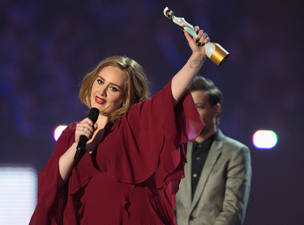 Photo : Adele récompensée - Cérémonie des BRIT Awards 2016 à l'O2 Arena ...
