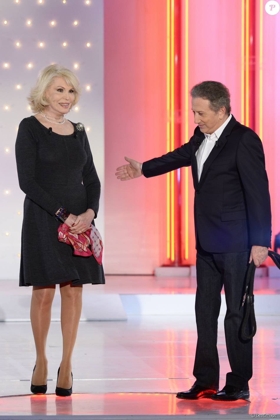 Amanda Lear et Michel Drucker, lors de l'enregistrement de Vivement ...
