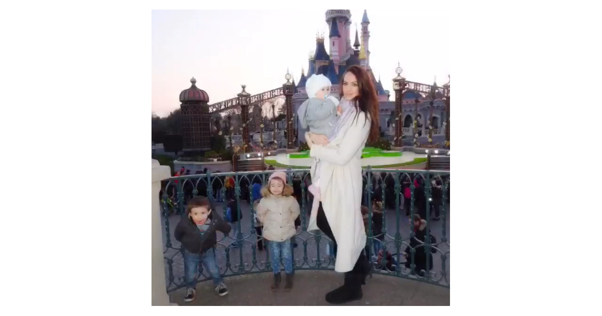 Jade Foret, ses trois enfants, Liva (3 ans), Mila (2 ans) et Nolan (2 ...