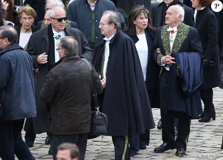 Frédéric Vitoux, Jean-Marie Rouart, Anne Sinclair et son compagnon ...