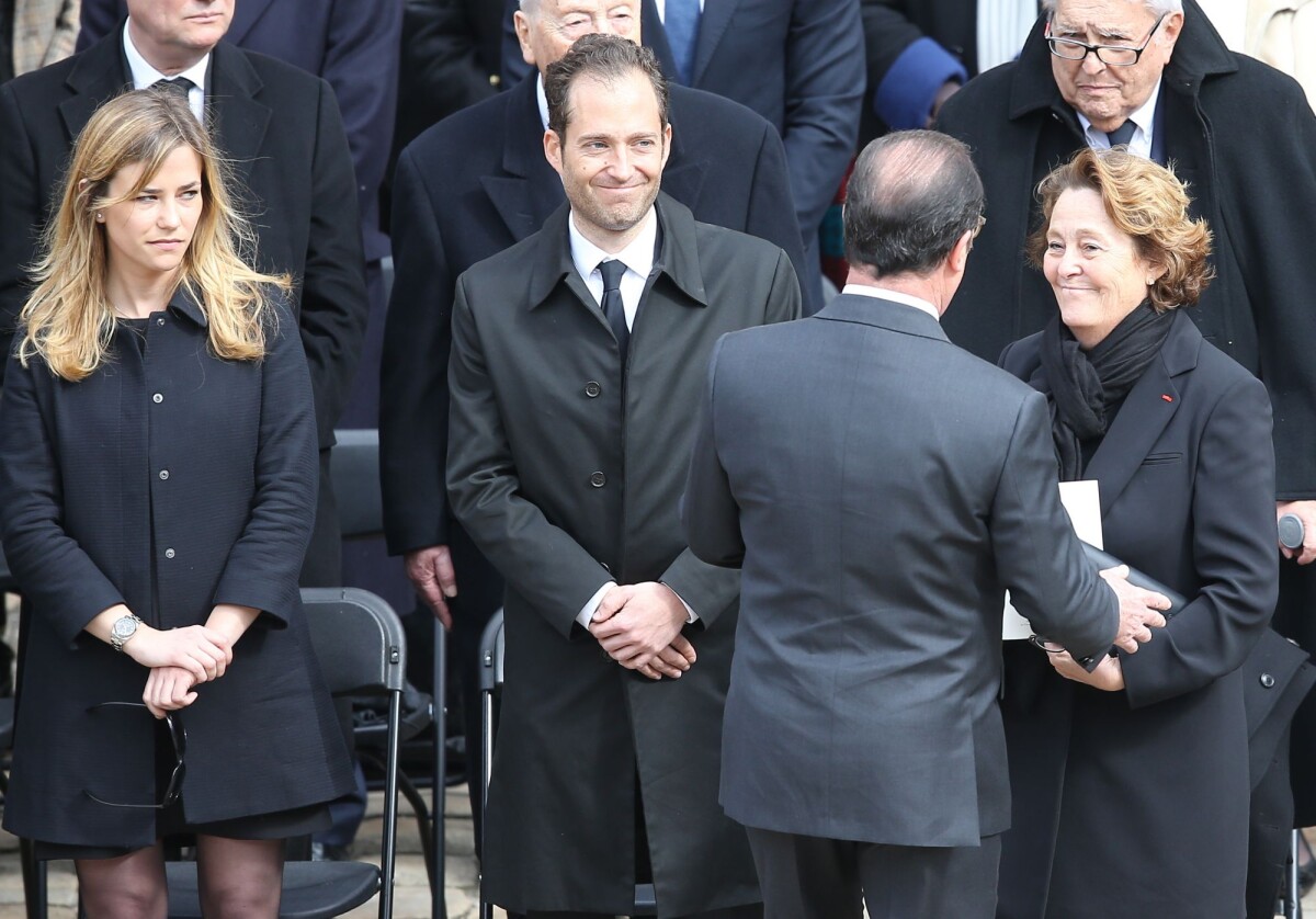Photo : La famille d'Alain Decaux, Micheline Pelletier, sa veuve, et le ...