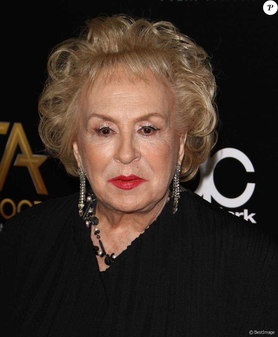 Doris Roberts à la 19e cérémonie annuelle des Hollywood Film Awards au ...