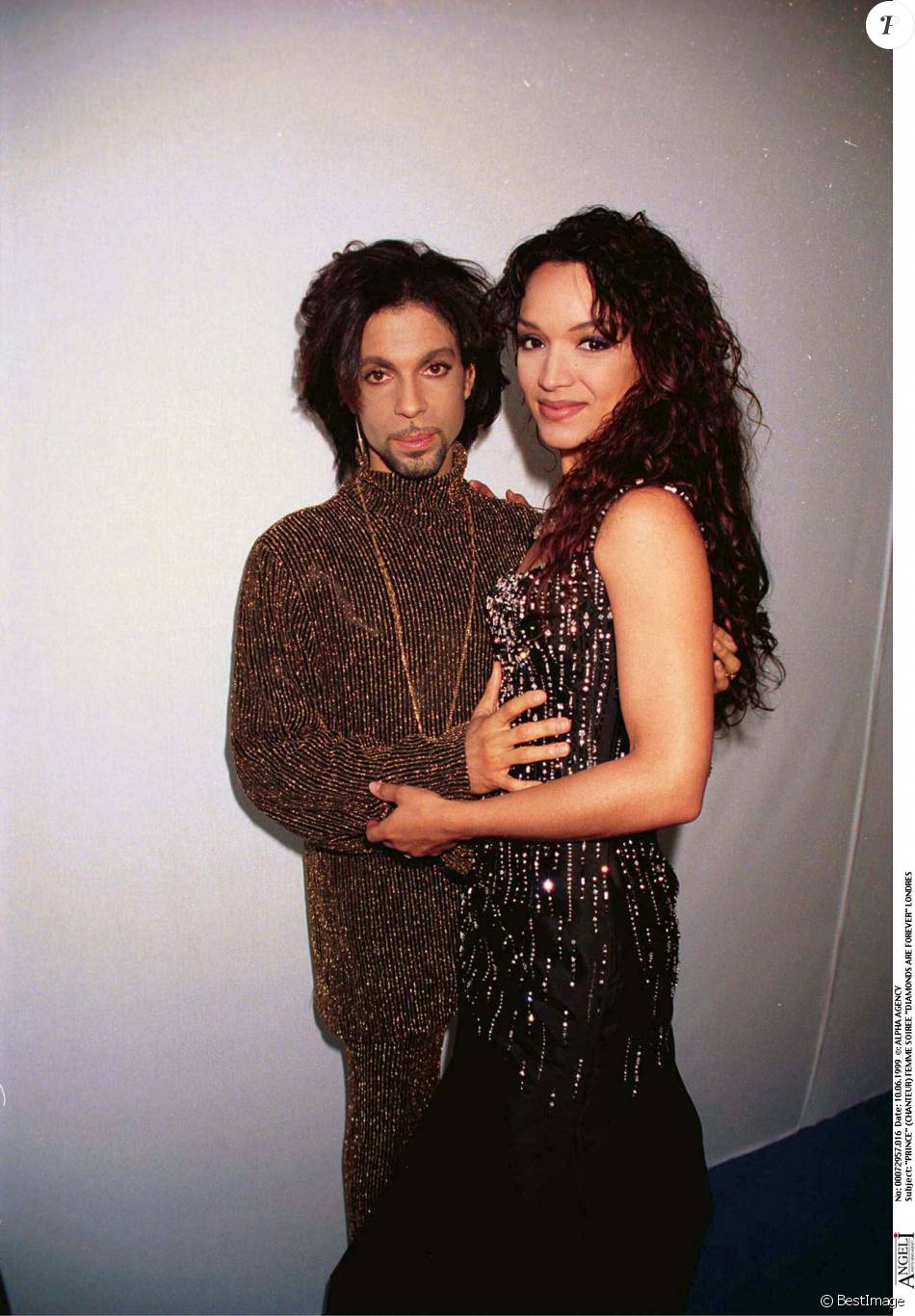 Prince avec sa femme en 1999 - Purepeople