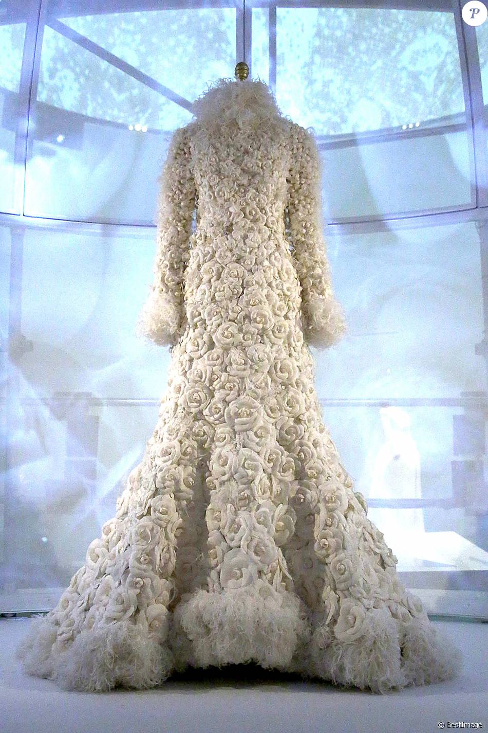 Exposition Manus x Machina au Costume Institut du Metropolitan Museum à ...