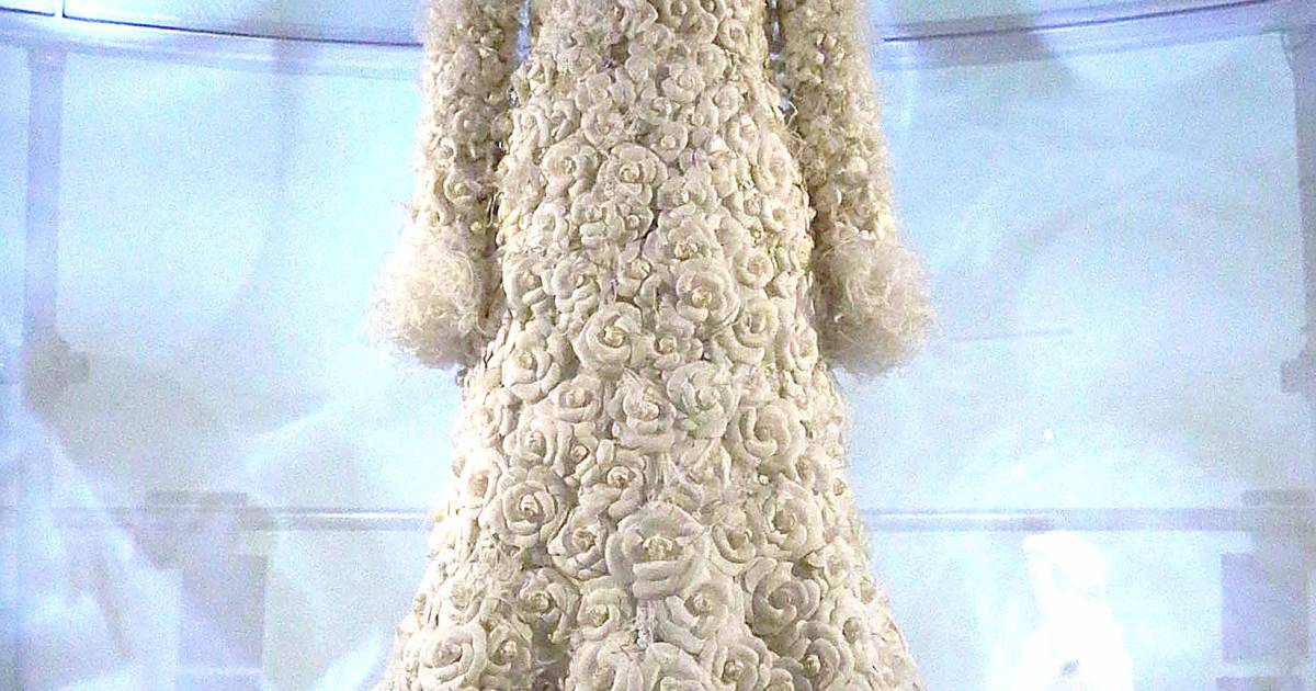 Exposition Manus x Machina au Costume Institut du Metropolitan Museum à ...