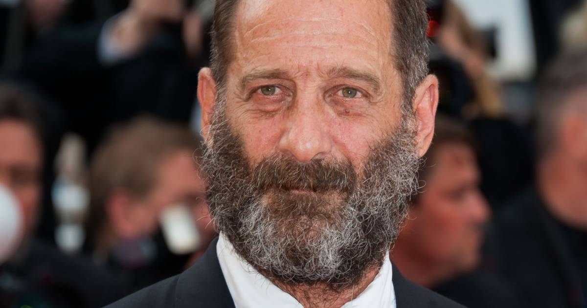 Vincent Lindon - Montée des marches du film Café Society pour l ...