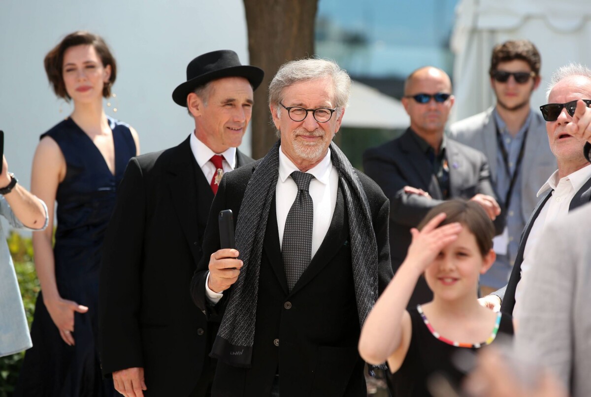 Photo : Mark Rylance, Steven Spielberg - Photocall du film "Le BGG" (Le ...