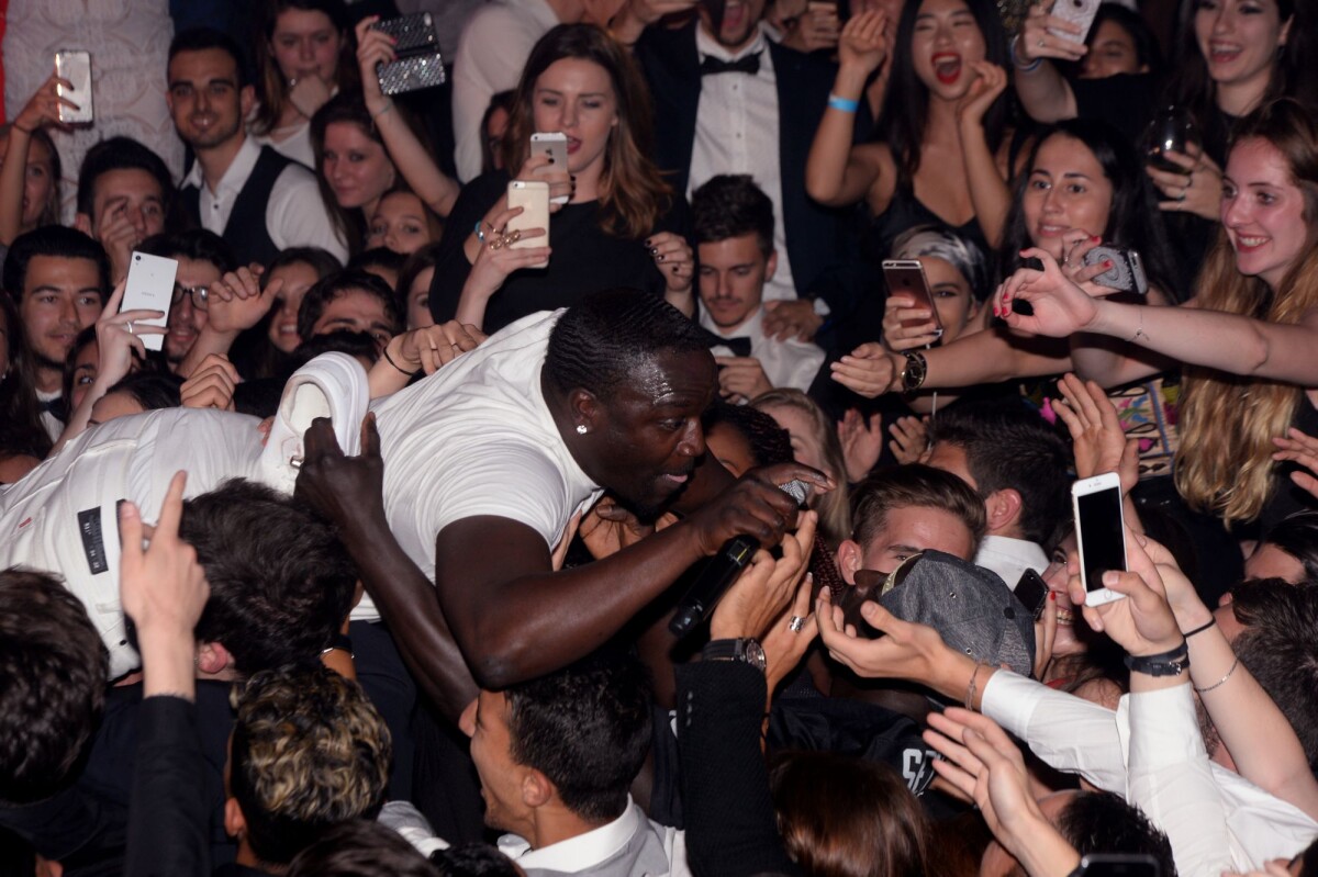 Photo : Exclusif - Akon - People au concert de Akon au Gotha le 14 mai ...