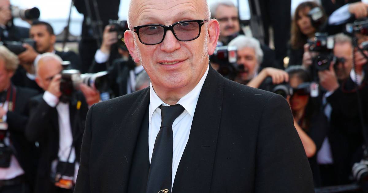Jean Paul Gaultier - Montée des marches du film Julieta lors du 69e ...