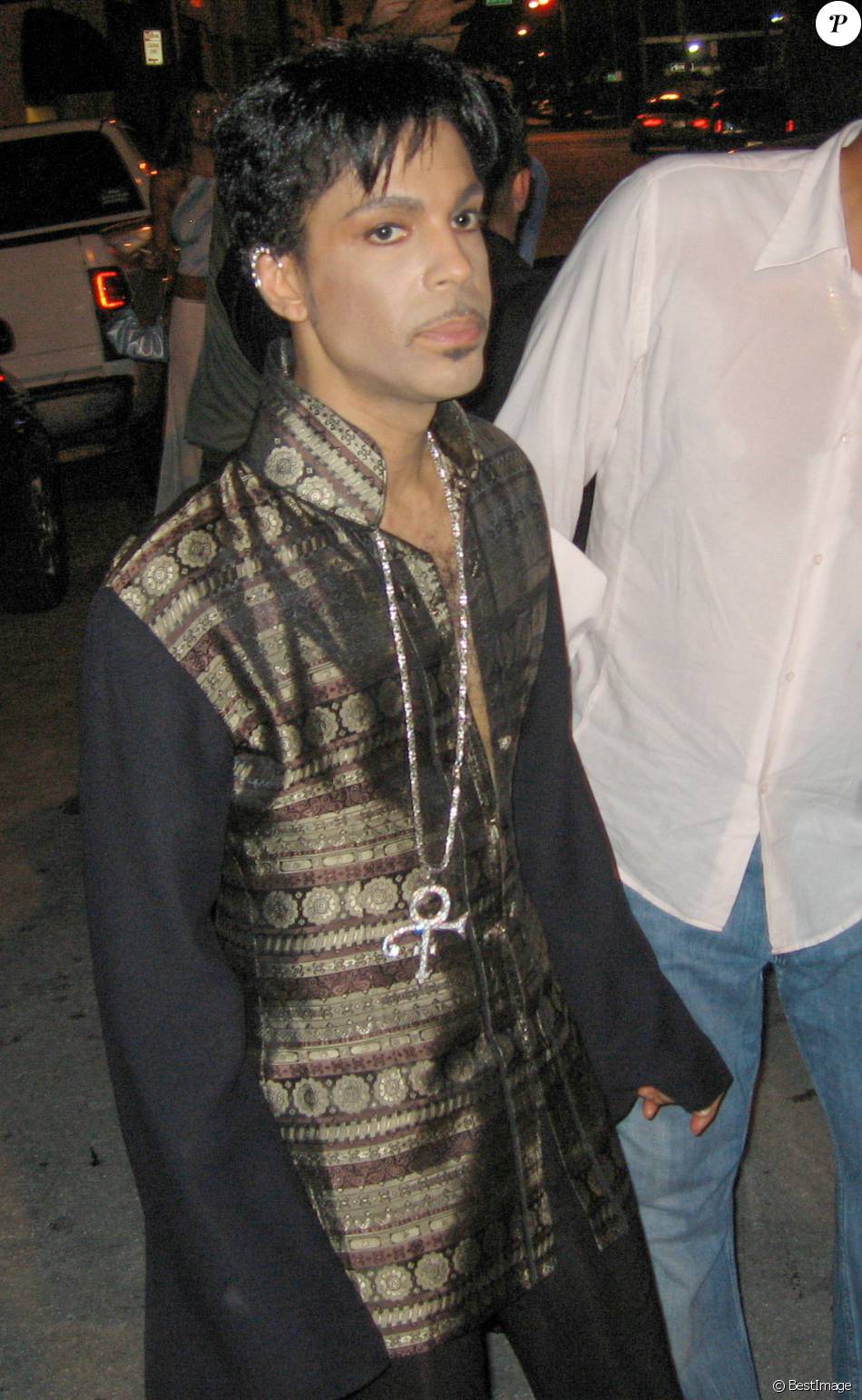 Le chanteur Prince annonce sa nouvelle tournée ''Welcome 2 America ...