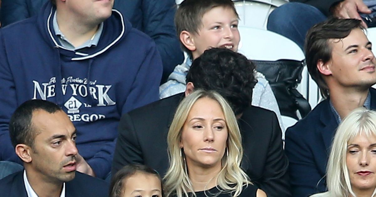 Sandra Evra, (la femme de Patrice Evra) assiste au match de l'UEFA Euro ...