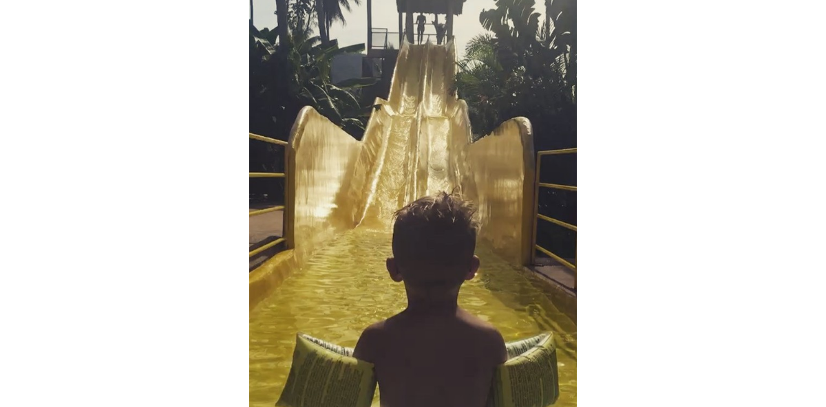 Photo : Amélie Neten et son fils Hugo en vacances au soleil. Le duo s ...