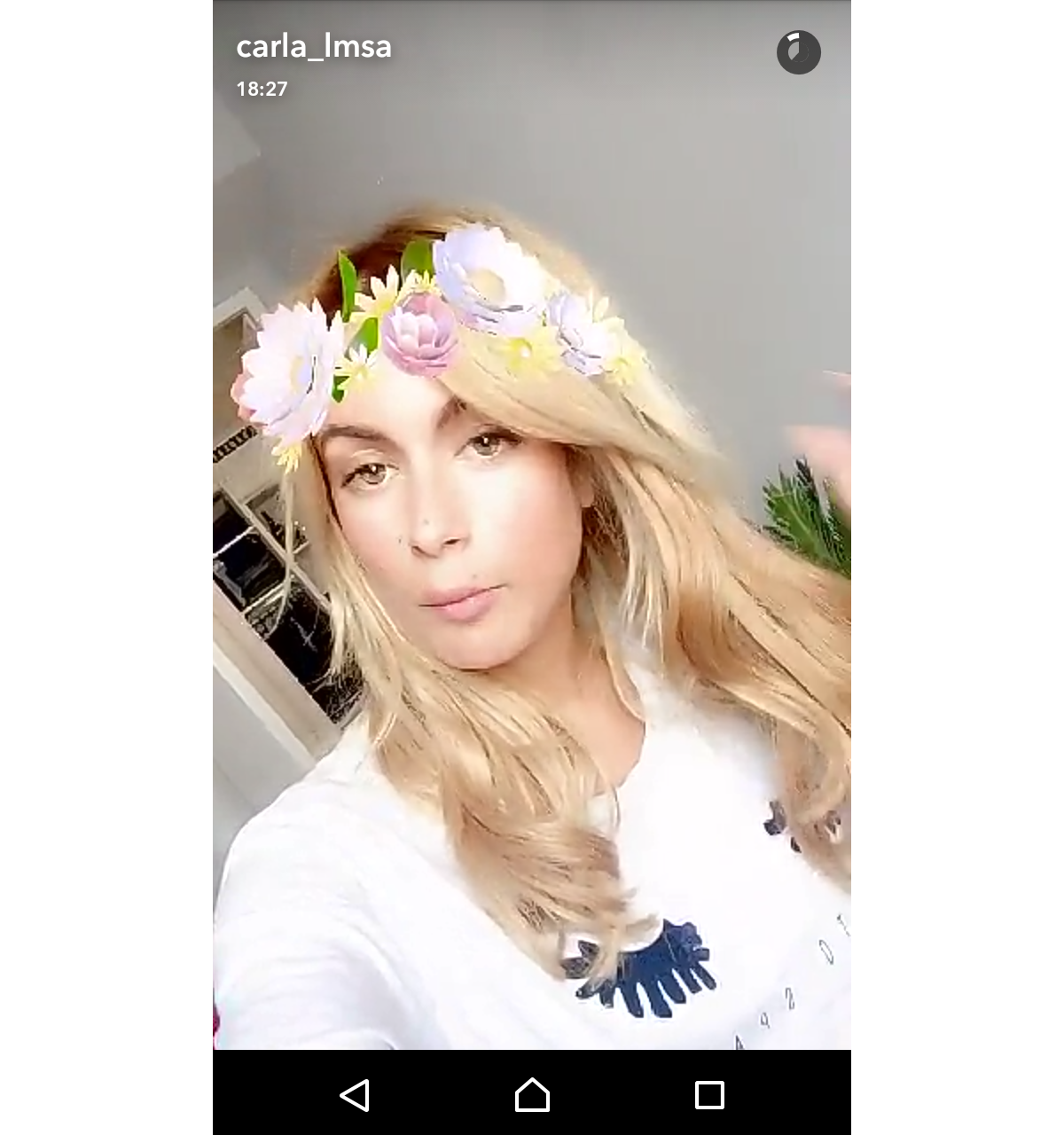 Photo : Carla des Marseillais blonde, sur Snapchat, juillet 2016 - Ode ...