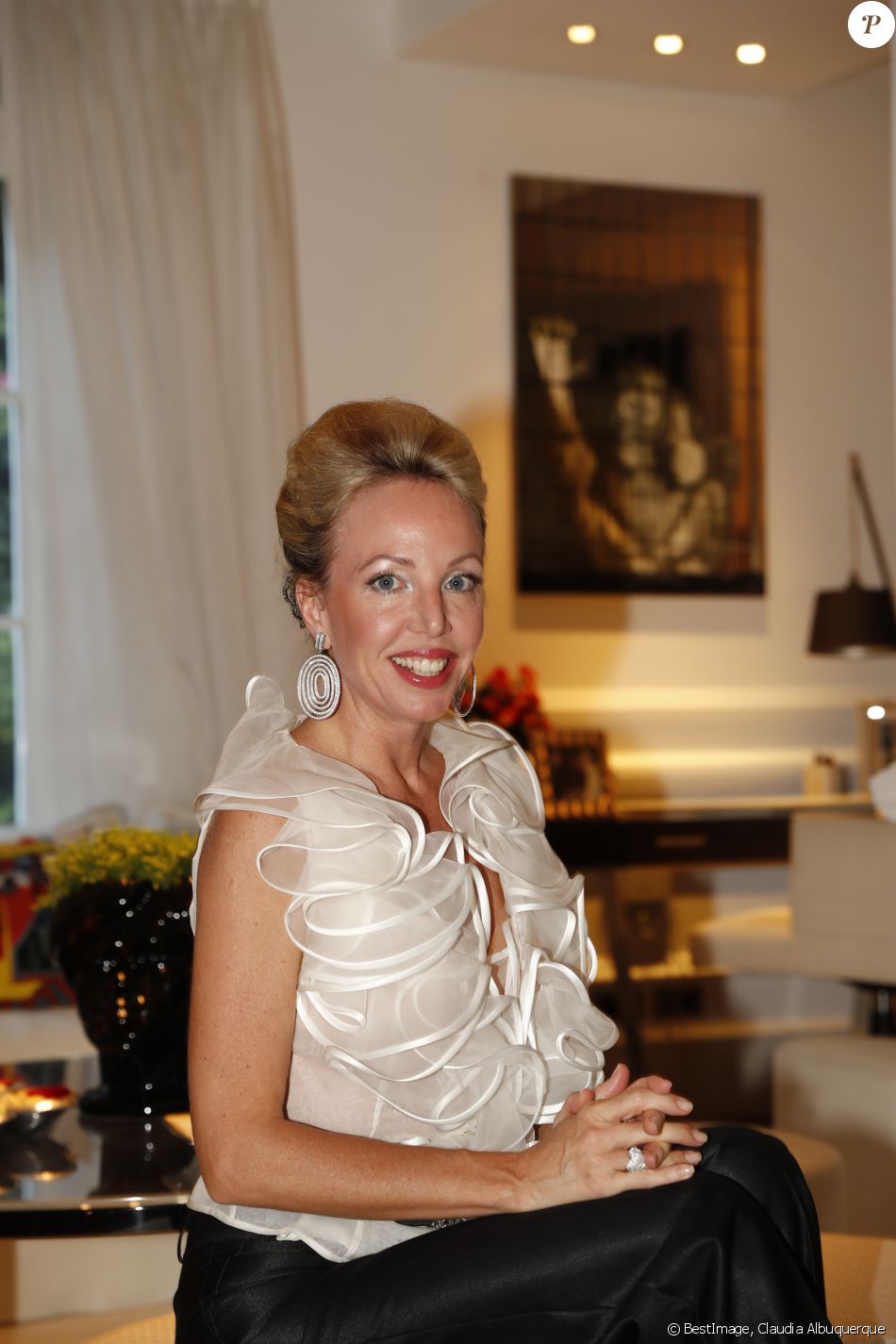 Exclusif - La princesse Camilla de Bourbon des Deux-Siciles, duchesse ...