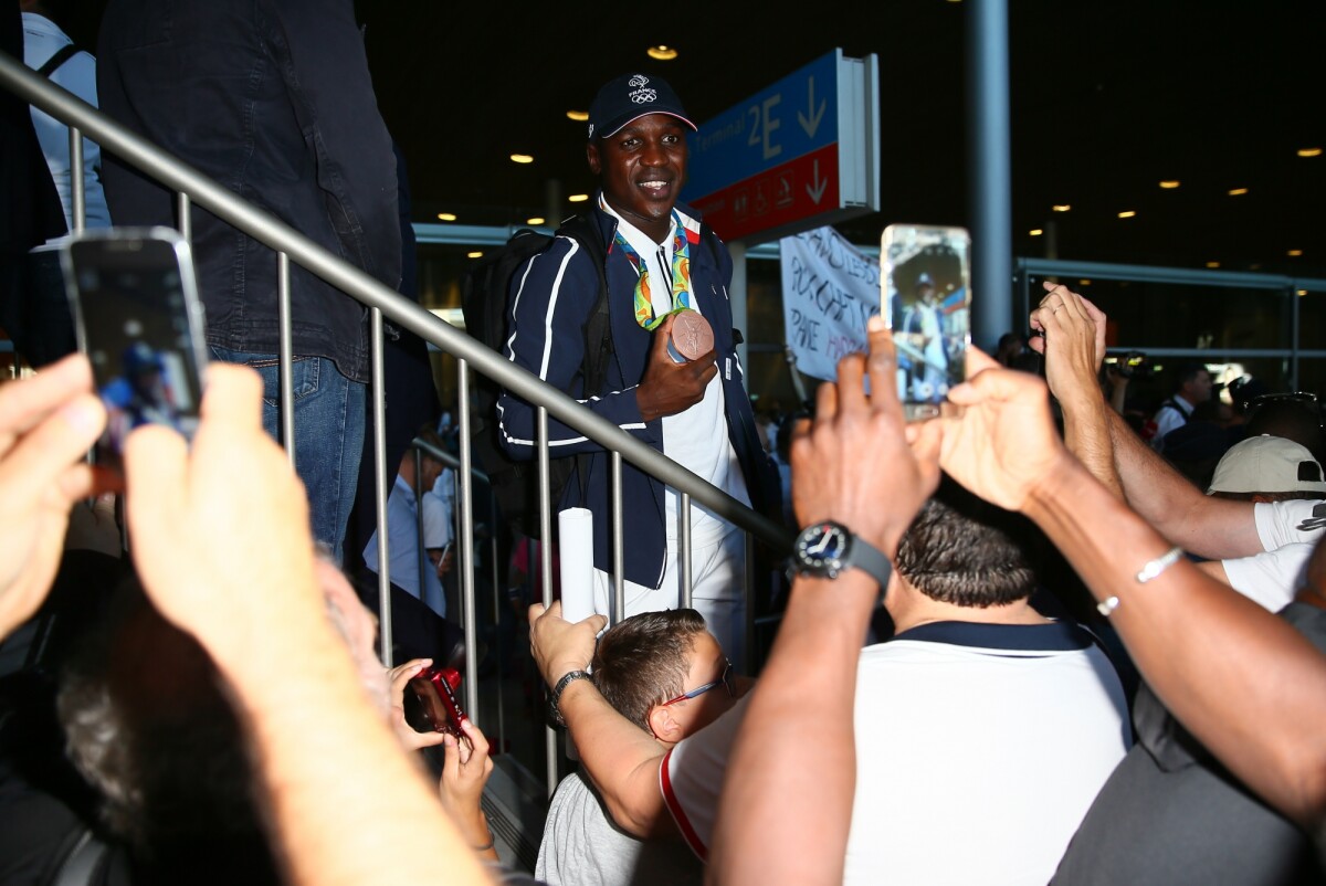Photo : Souleyman Cissokho - Retour à Paris des athlètes français des ...