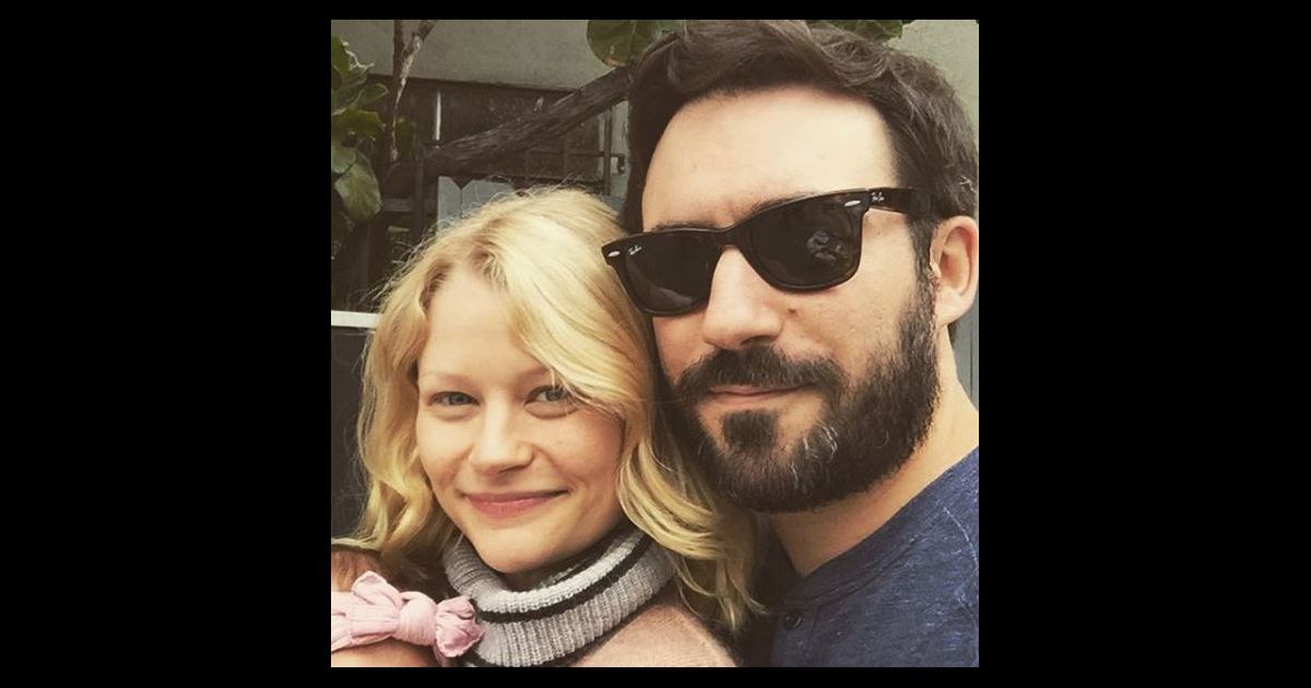 Emilie de Ravin et son compagnon Eric Bilitch, posent sur Instagram ...