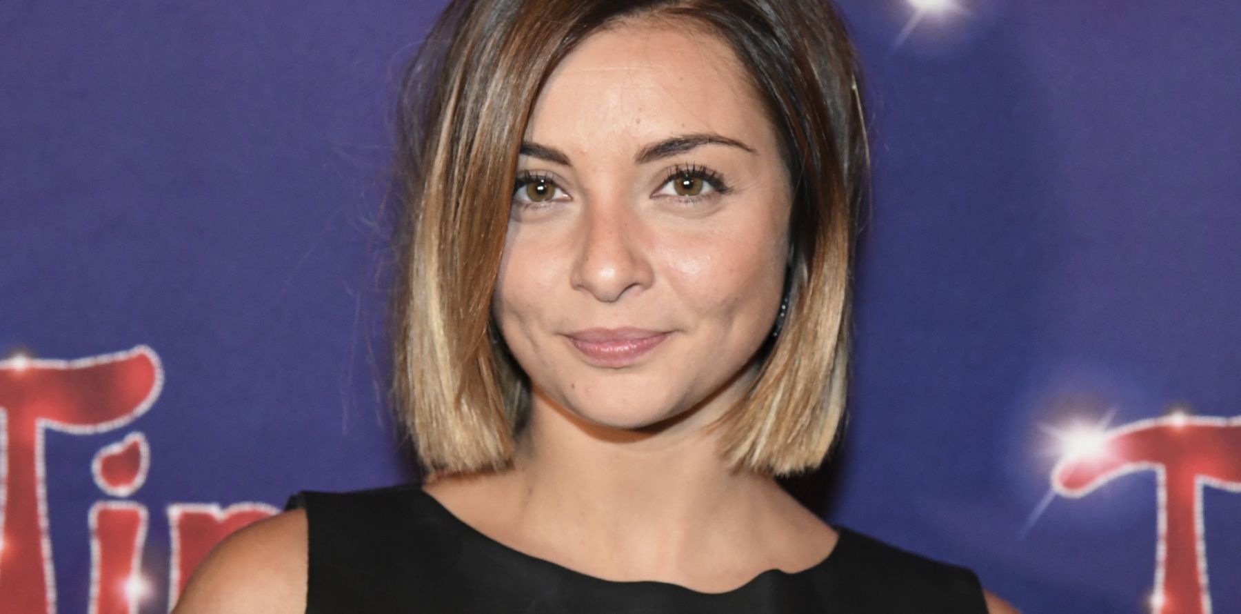 Priscilla Betti, Léa Castel et les VIP accueillis par Alex Goude pour ...