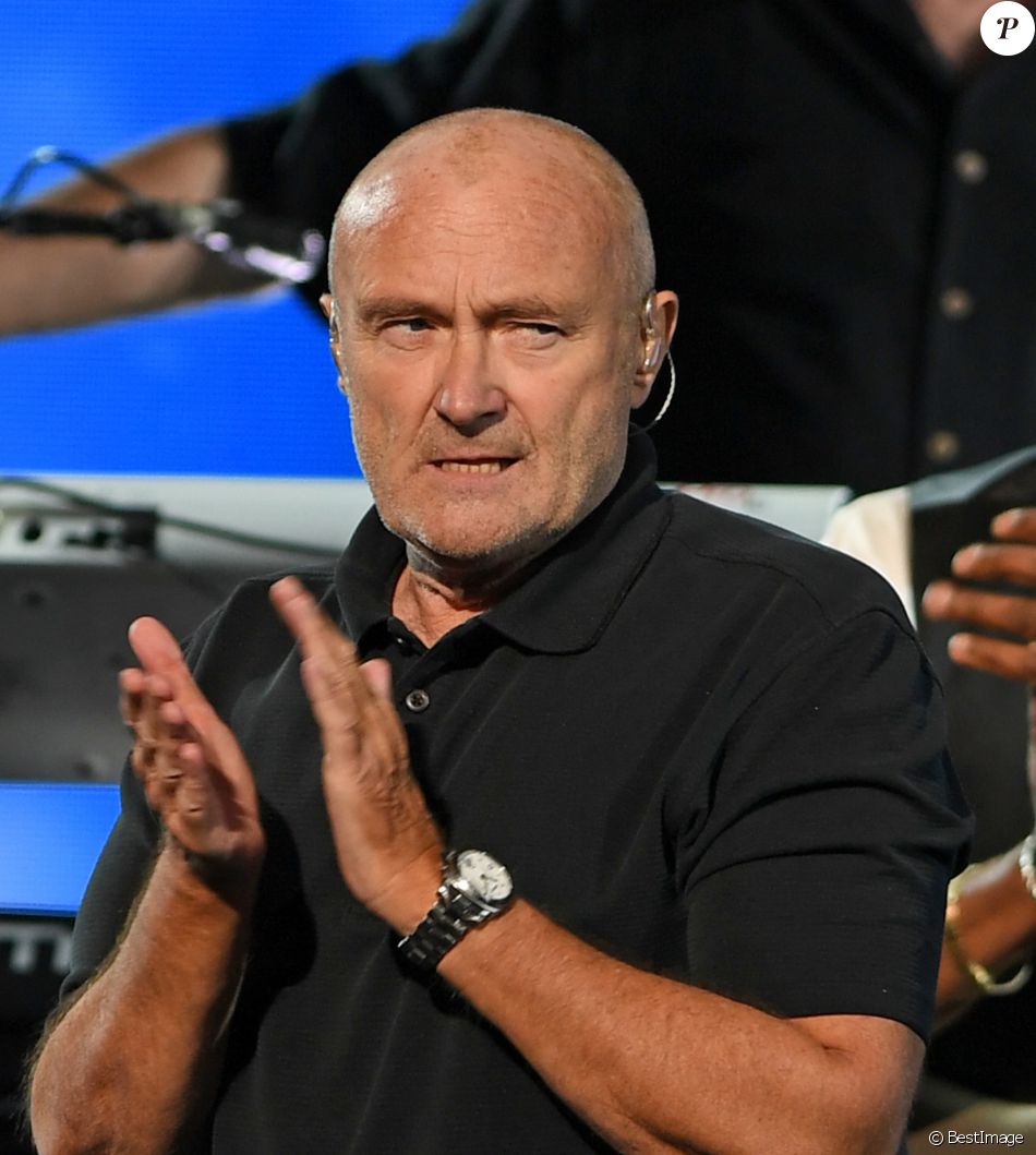 Phil Collins lors de la cérémonie d'ouverture de l'US Open 2016 au USTA ...